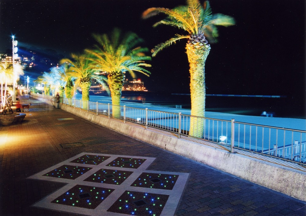 Atami Sun Beach Light Up - COLUMN｜Izu Letters